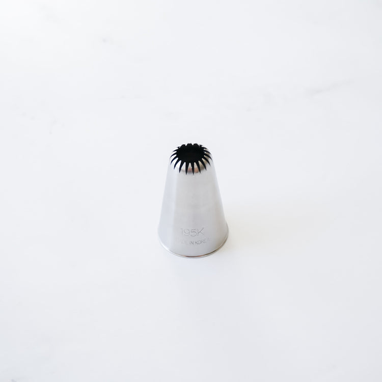 195K Closed Star Piping Tip – The Kitsune & Co.