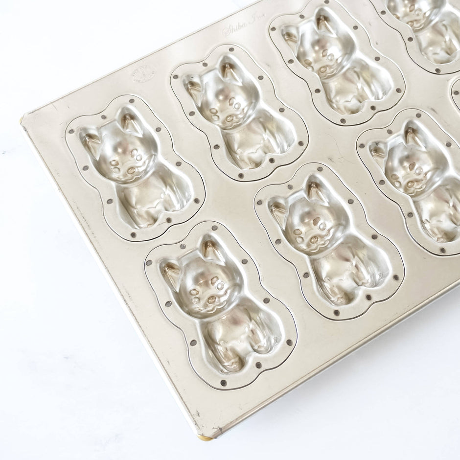 Baking Pans – The Kitsune & Co.